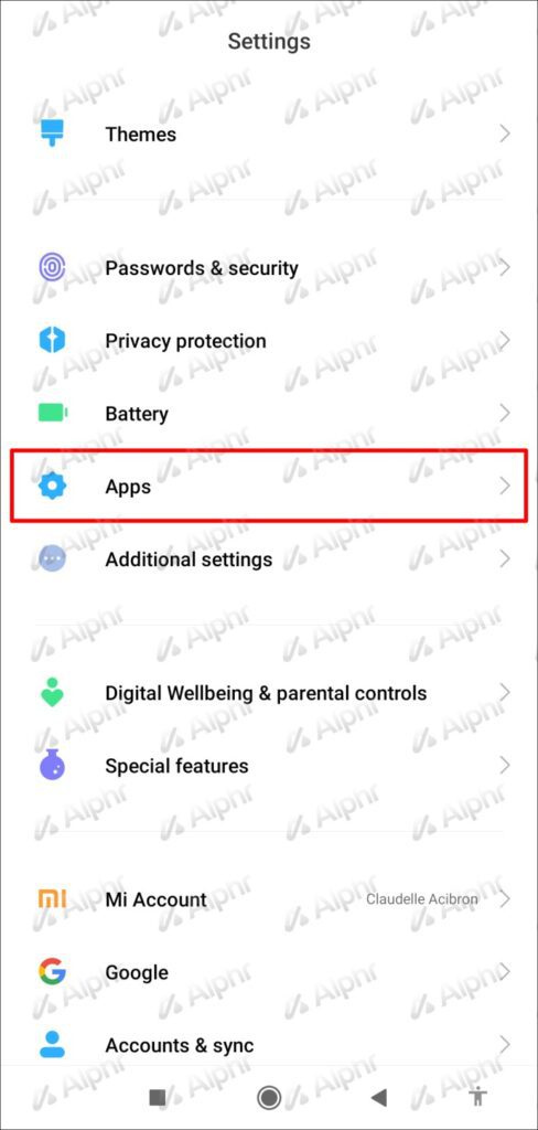 How to disable or block camera on iPhone & Android?