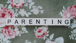 20 common examples of bad parenting that are often ignored